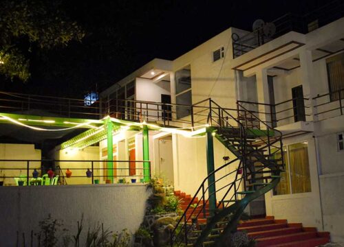 Unique Stays & Camps – Your Gateway to Exceptional Get-Aways